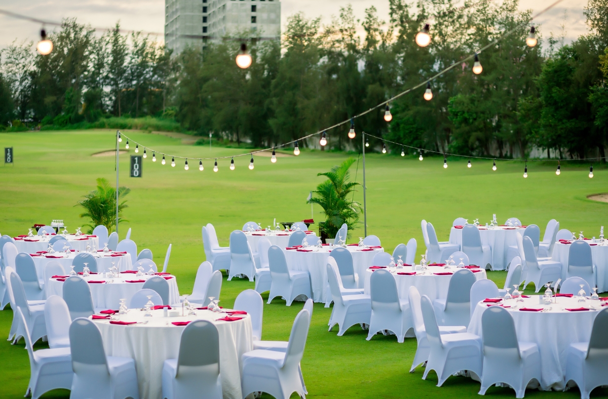 3 ATTRACTIVE YEAR-END PARTY PACKAGES AT MONTGOMERIE LINKS GOLF CLUB